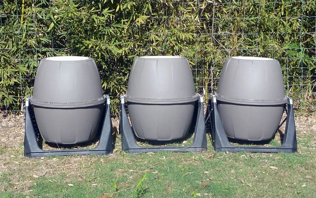 Tumbling composters - Self Sufficient Culture